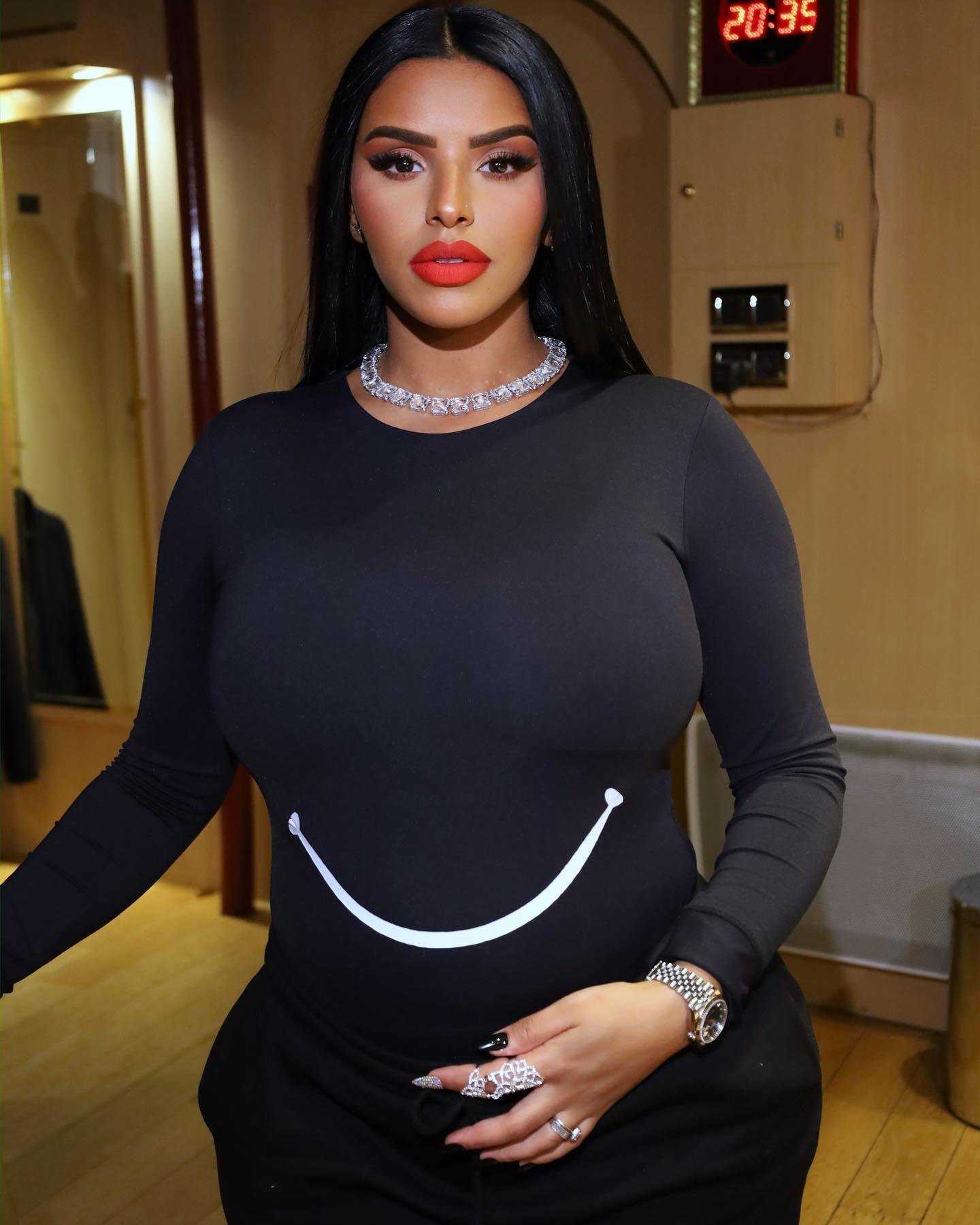 Imen Es Chirurgie: "Imen Es et la Chirurgie Esthétique: Transformation et Confidencesen 2023 ...