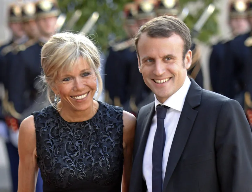 Quel Âge A Madame Macron : L'âge actuel de la Première Dame française ...