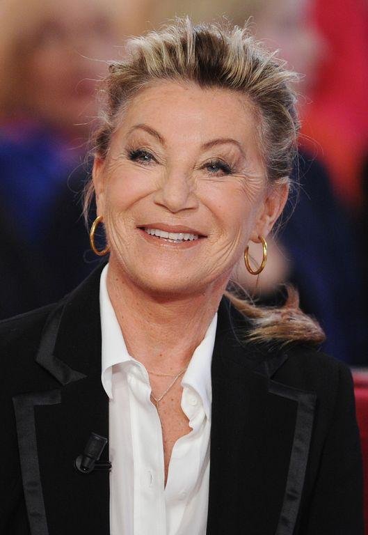 Sheila Chirurgie Esthétique : La chanteuse a-t-elle eu recours à la ...