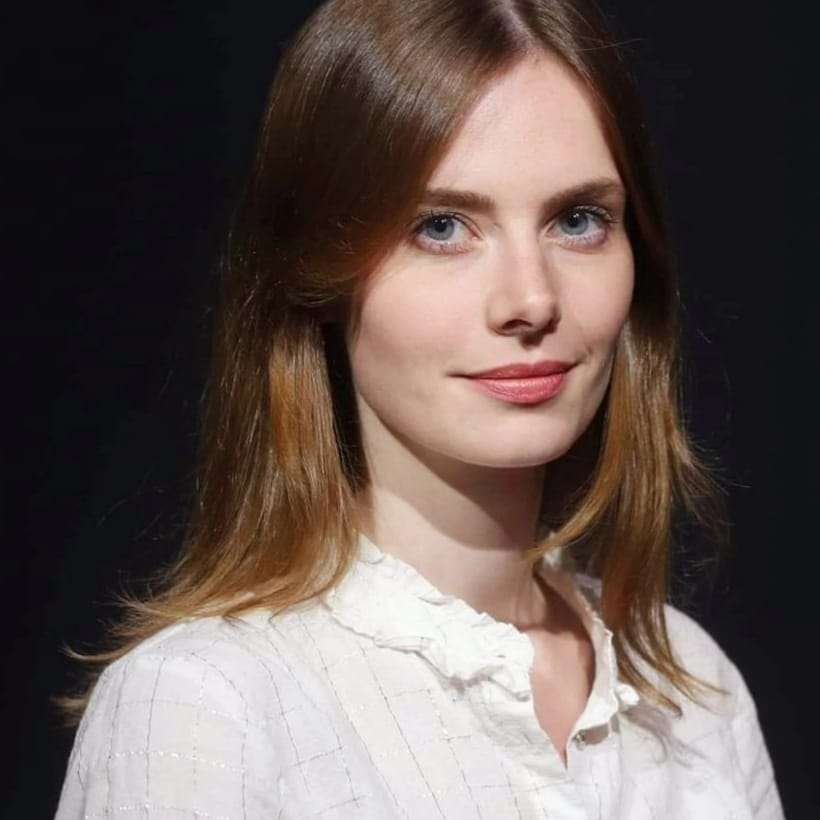 Aziliz Le Corre Marriage: "Aziliz Le Corre : Mystères autour de sa Vie ...