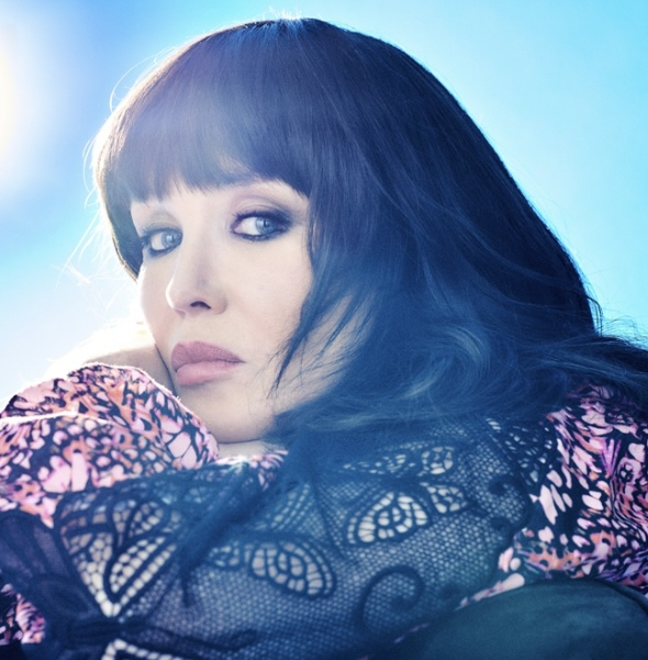 Isabelle Adjani et la chirurgie esthétique : Décryptage de son ...