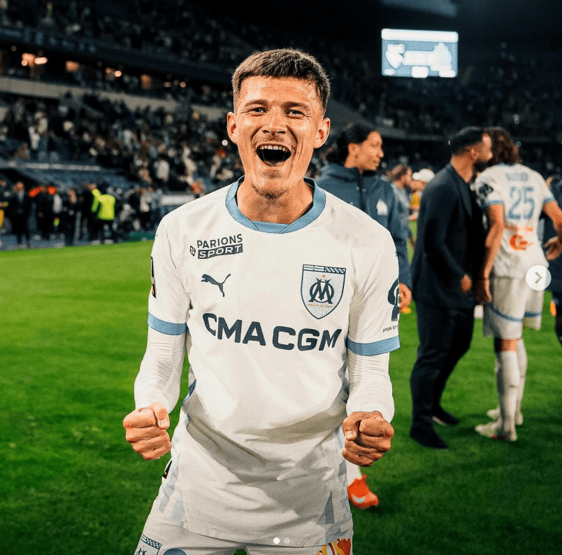 Quentin Merlin parents : Tout savoir sur la famille du jeune ...