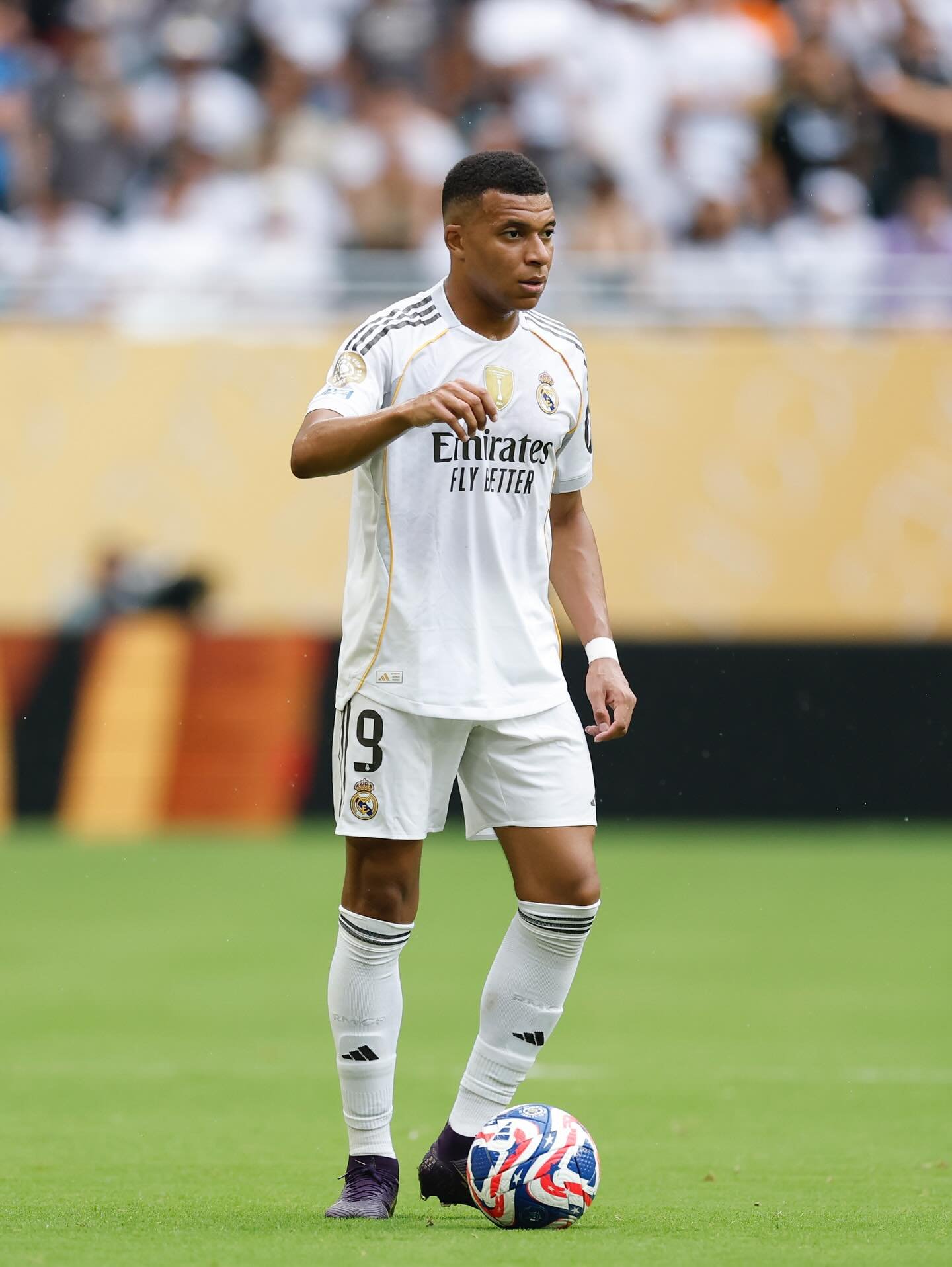 Qui est la mystérieuse compagne de Kylian Mbappé ? Le secret le mieux ...